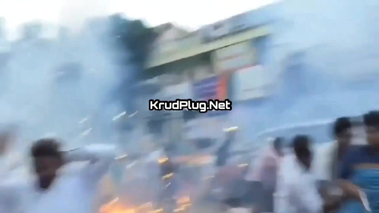 Hydrogen-filled Balloon Explodes During Flight